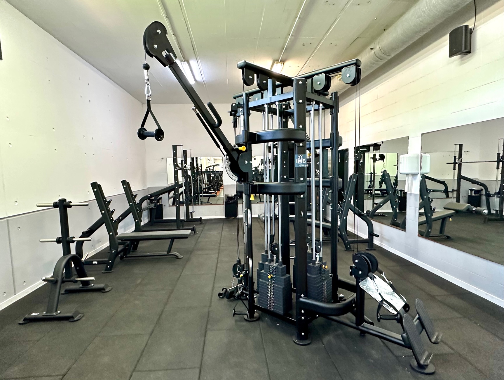 El gimnasio de Son Hugo reabre al público con un equipamiento más ...