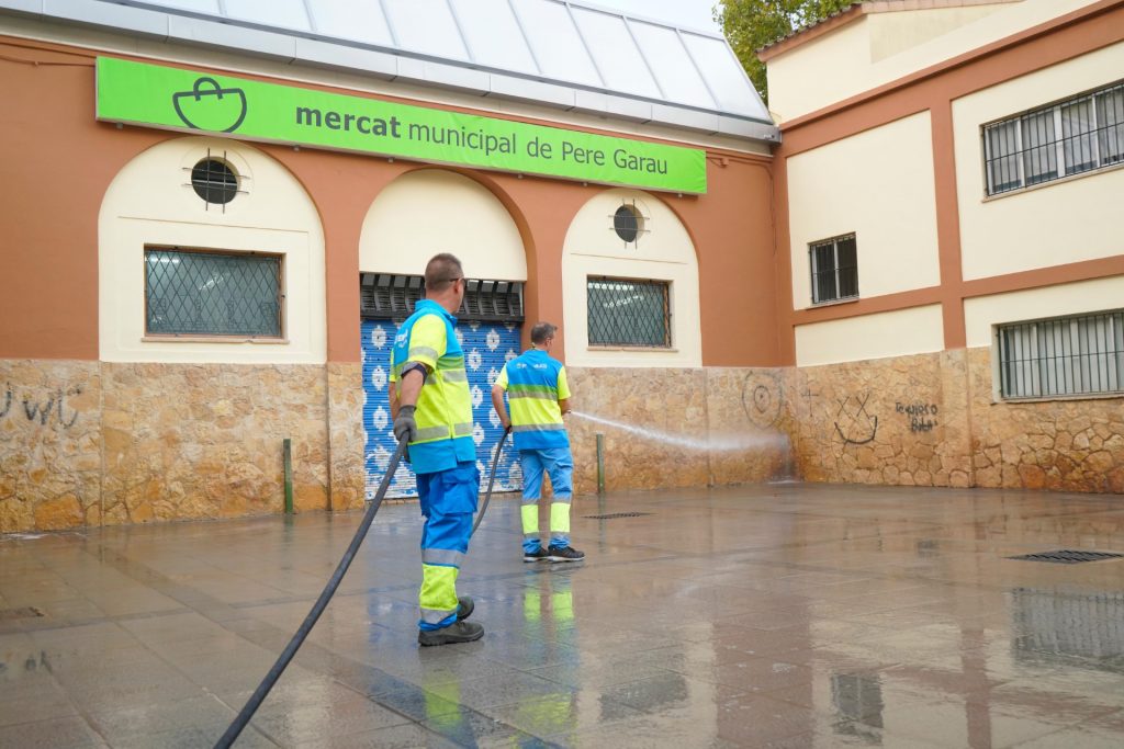 El Plan de choque de limpieza en Pere Garau