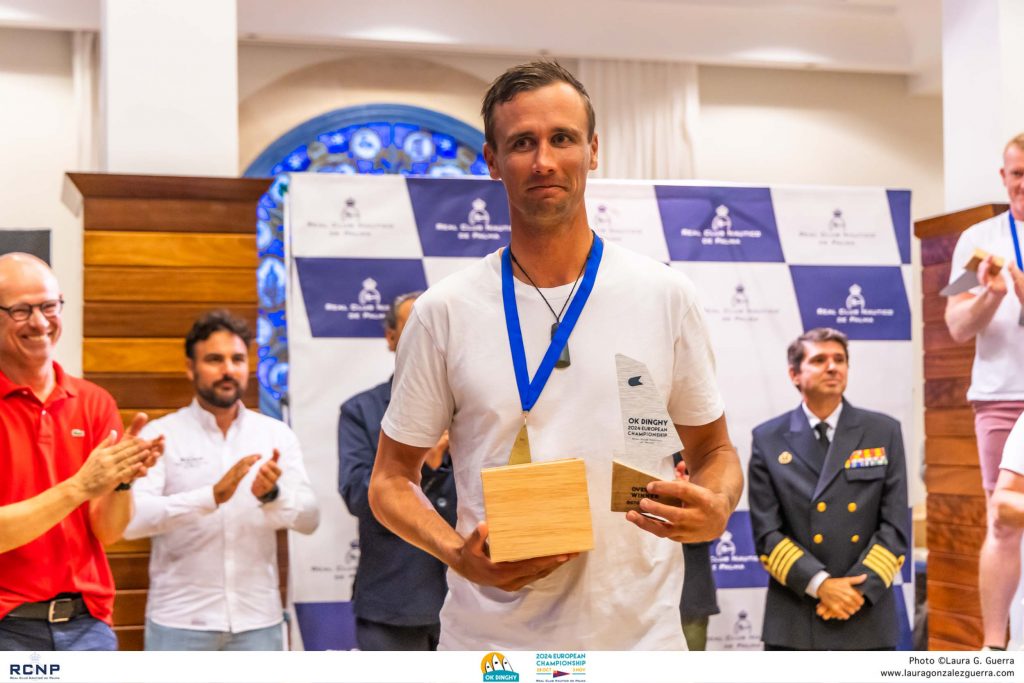El neozelandés Luke Deegan, campeón de Europa de OK Dinghy en el ...