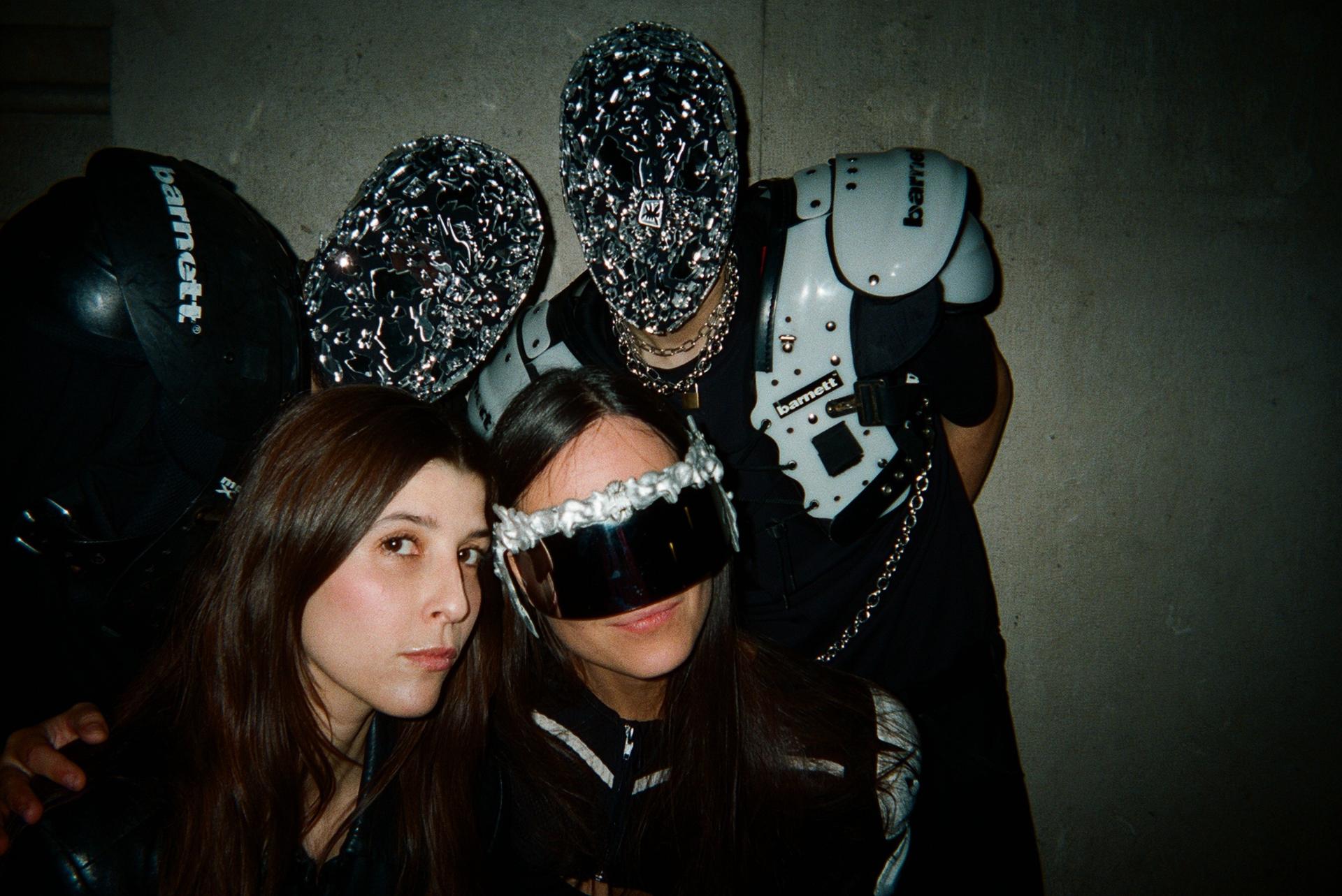 Ona Mafalda lanza 'Kuidao' junto a Merina Gris, fusionando pop ...