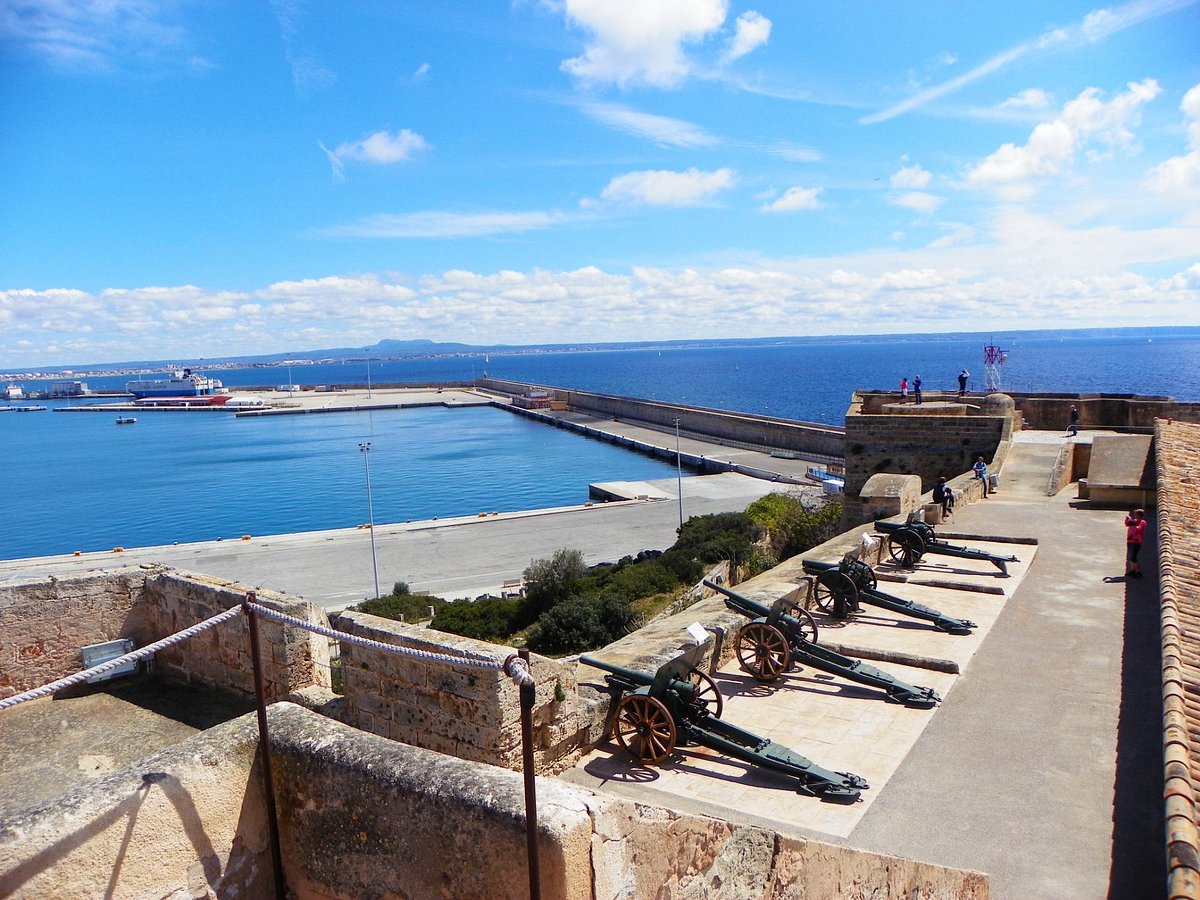 El Castillo de San Carlos celebra Sant Sebastià con una jornada de ...